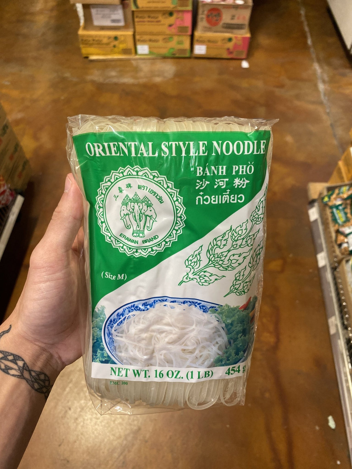 Erawan Rice Noodle - M, 16oz — Eastside Asian Market