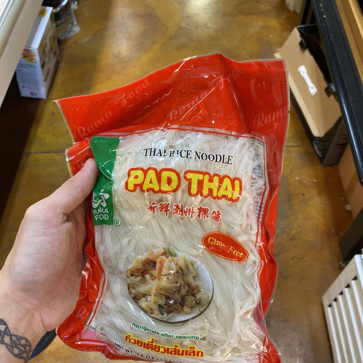 Rama Food Pad Thai Noodle Fresh, 16oz — Eastside Asian Market